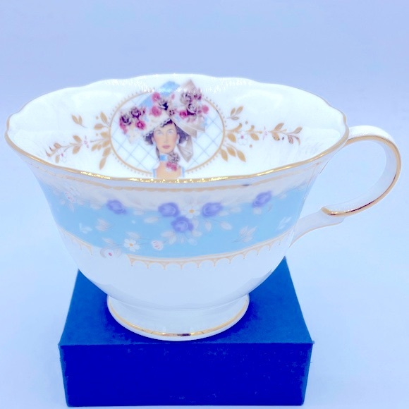 Avon | Dining | Vintage Avon Honor Society Tea Cup 998 Beautiful Mrs ...